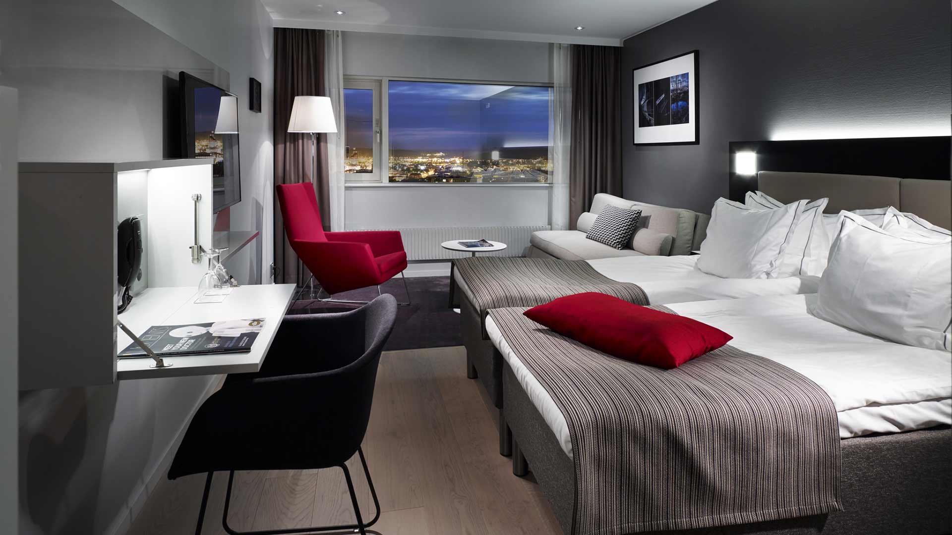 Book a standard room with an extra bed at Gothia Towers hotel